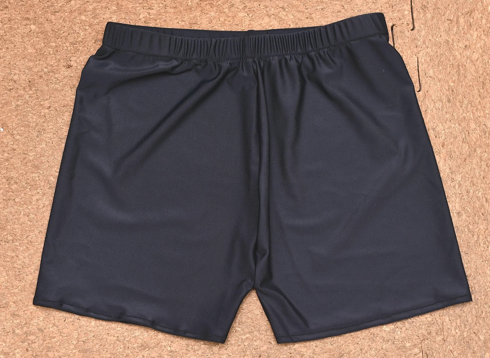 ハダタイの上に履くオーバーパンツの発売｜リリース情報｜新着情報｜ハダタイ.jp